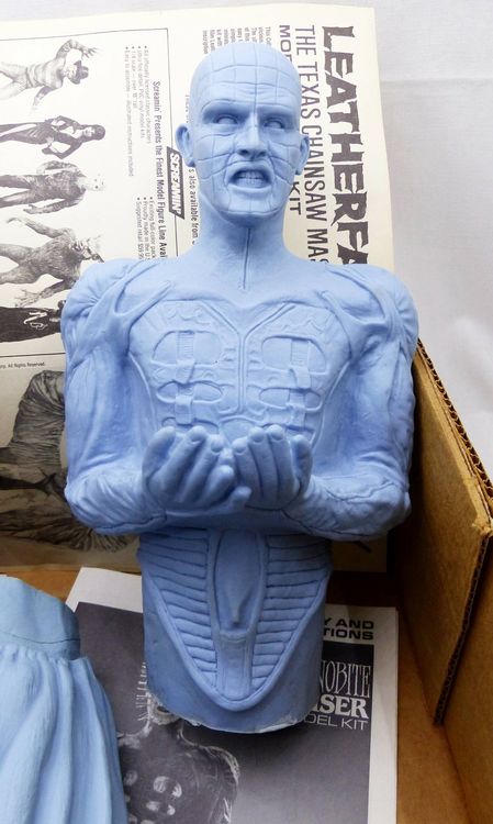 PINHEAD CENOBITE HELLRAISER HORROR MODEL KIT SCREAMIN 1989 (Neu (gemäss ...