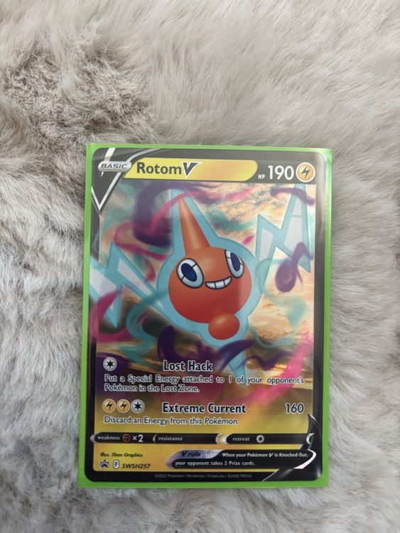 Rotom V - Carta Pokémon Rara - Perfetta per l'estate! (Usato) a Manno ...