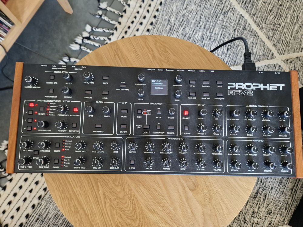 Sequential Prophet Rev-2 8 Voice (D'occasion) à Sion pour CHF 990 ...