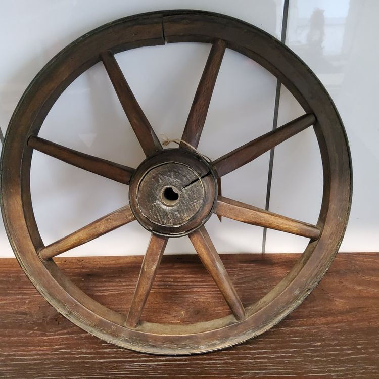 Wagenräder aus Holz (Gebraucht) in Herisau für CHF 14.9 – mit Lieferung ...