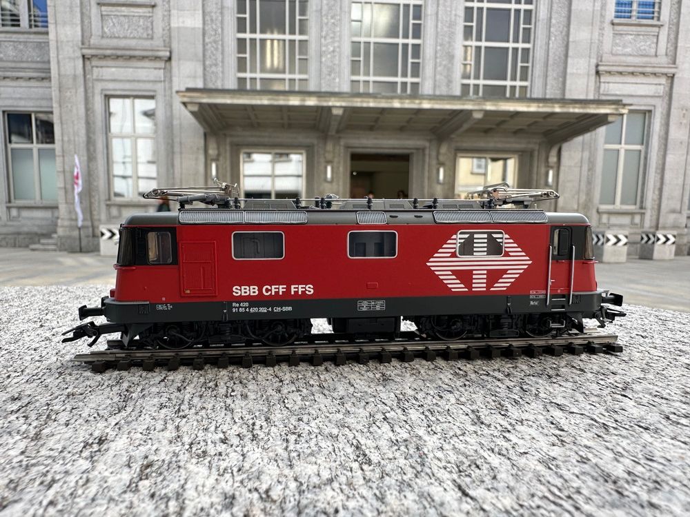 Märklin 37304 SBB Re 420 202-4 mfx Sound (Gebraucht) in Chiasso für CHF ...