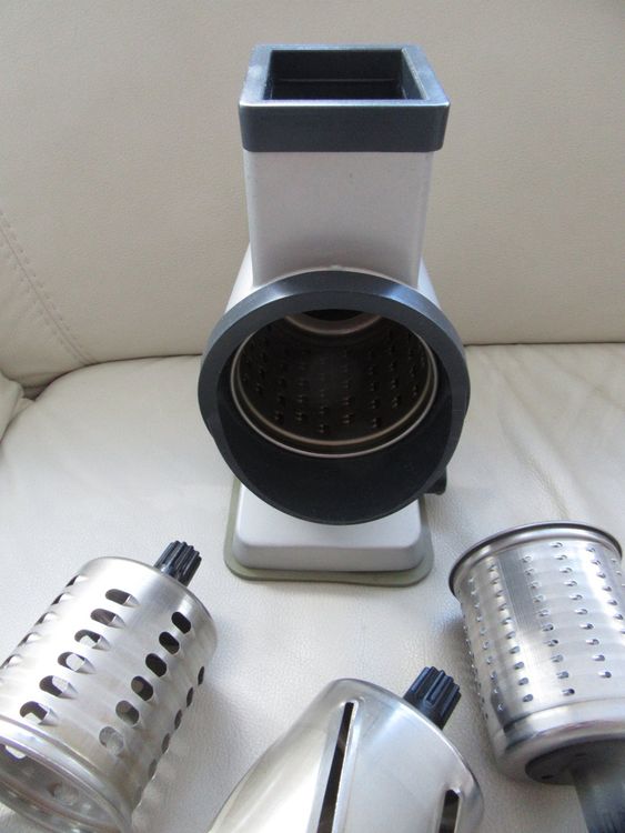 Zyliss Raffel mit 4 Trommeln (Gebraucht) in Mels für CHF 18 – mit ...