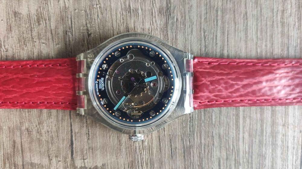 Swatch SAK101 Red Ahead Automatik Uhr | Kaufen auf Ricardo