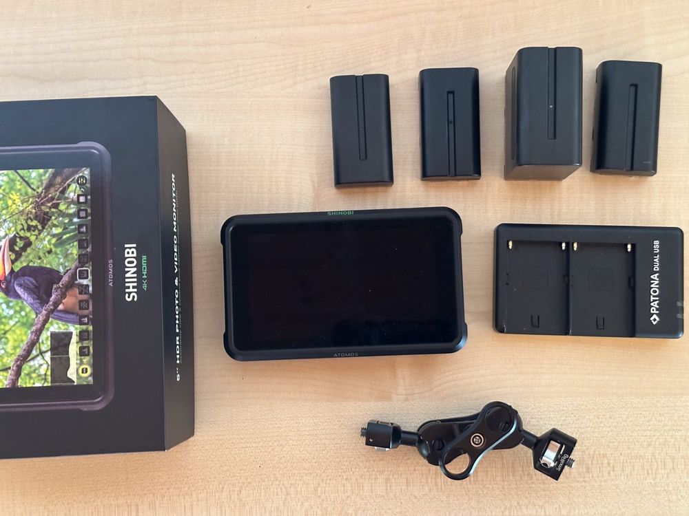 Atomos Shinobi + 4 batteries and accessoires (Gebraucht) in Jongny für ...