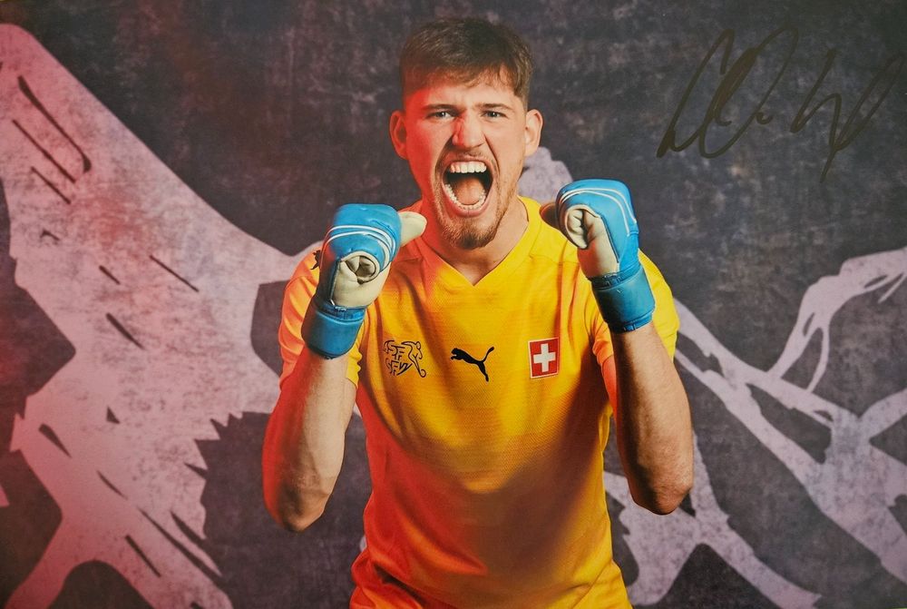 GROGOR KOBEL Foto 20x28 Euro 2024 Schweiz orig. signiert | Kaufen auf ...
