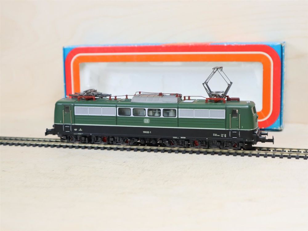 Märklin grosse E-Lok BR 151 - 3057 (Gebraucht) in Winterthur für CHF 85 – mit Lieferung auf ...