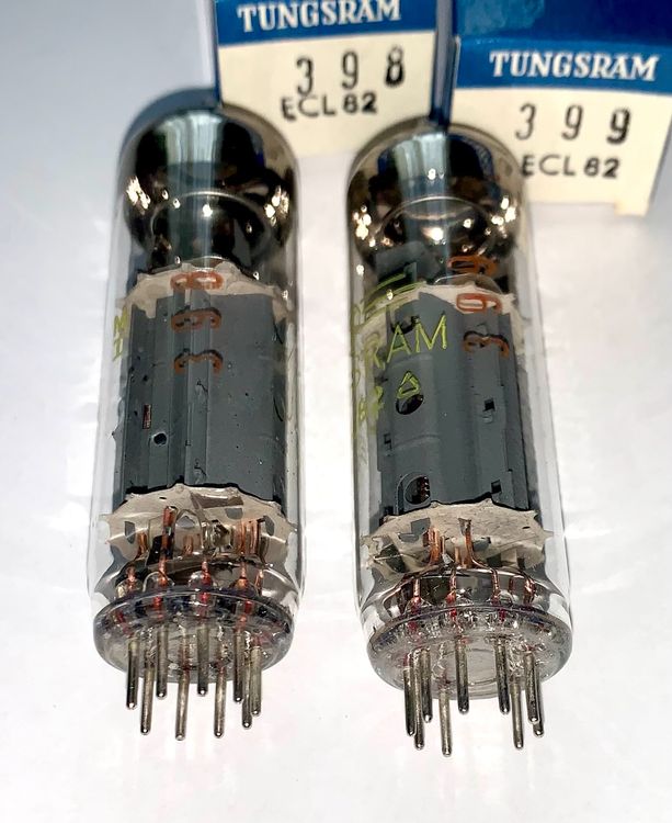 2 Röhren / Radioröhren ECL82 (Endstufe),Tungsram (Neu (gemäss Beschreibung)) in Biel/Bienne für ...