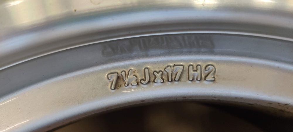 Alu Felgen für Alfa Romeo Spider - 7.5 J x 17 - AZEV | Kaufen auf Ricardo