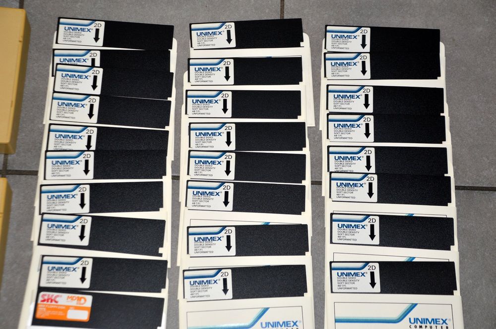 Commodore 26 Disketten / 26 disquettes 5,25" | Comprare su Ricardo