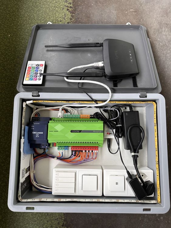 Loxone Demo Koffer mit LED & Taster & WiFi (Gebraucht) in steffisburg ...