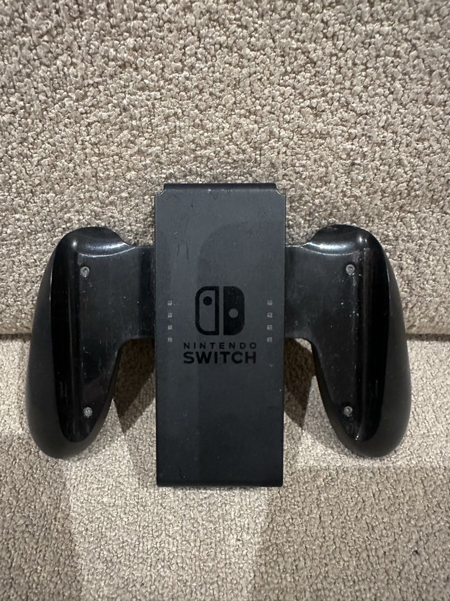 Switch avec accessoires et 8 jeux (D'occasion) à Domdidier pour CHF 206 ...