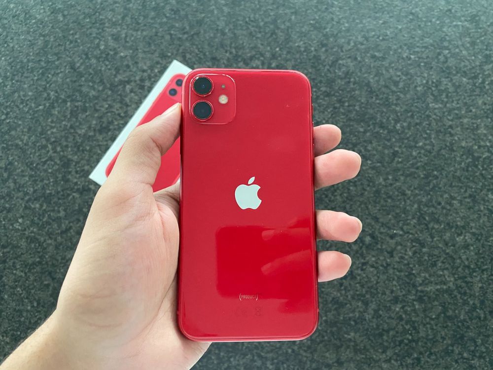 iPhone 11 Rot | 64 GB | ohne Simlock (Gebraucht) in Baden für CHF 160 ...