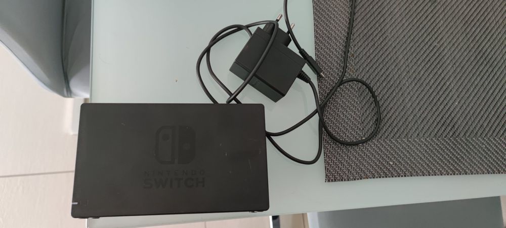 Nintendo switch dock und Netzteil als Defekt | Kaufen auf Ricardo