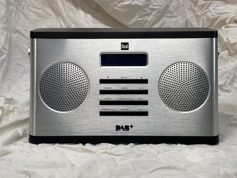DAB Radio DUAL (Usato) a Winterthur per CHF 27 – con consegna | Acquista su Ricardo