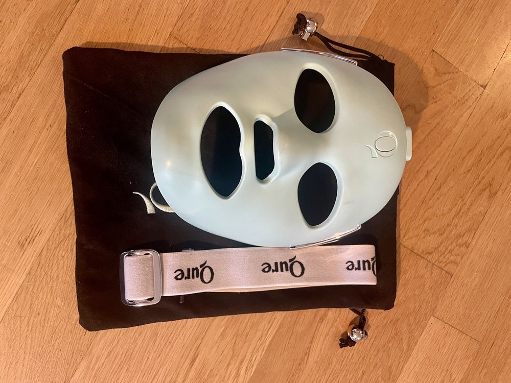 QuRe LED Face Mask - Light Therapy Facial - Anti Aging (Gebraucht) in ...