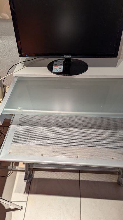 Computer Tisch auf Rollen (Gebraucht) in Affoltern am Albis für CHF 19 ...
