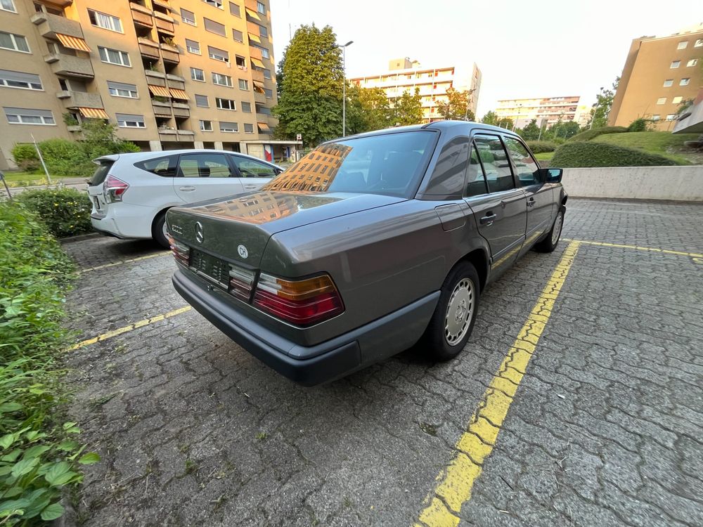 Mercedes Benz 300D, W124 mit Klimaanlage, Automat, ASD, ... (Gebraucht ...