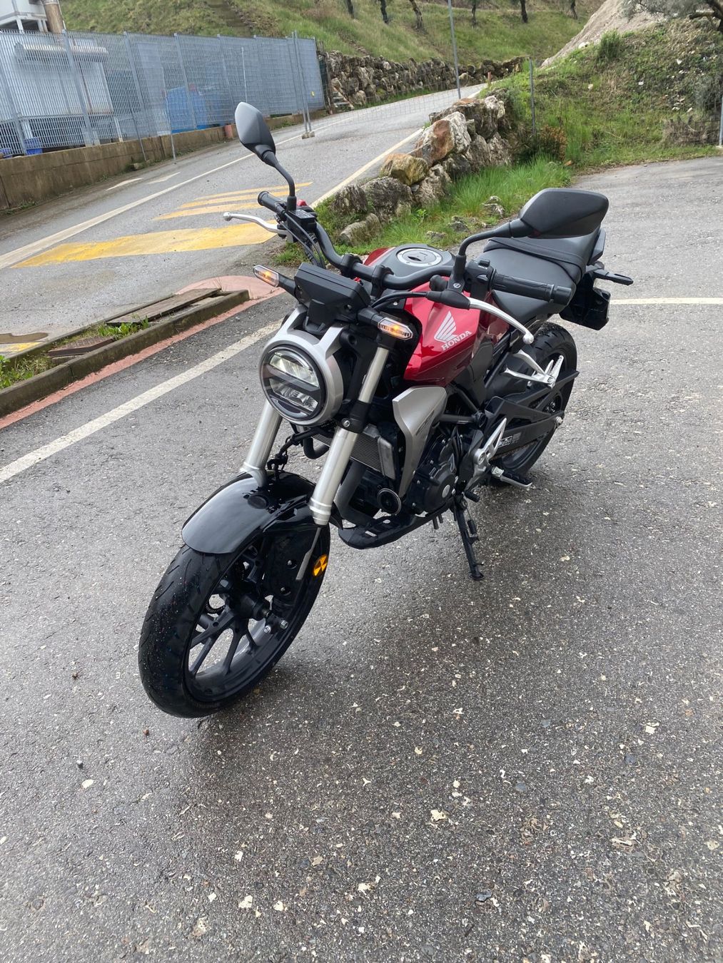 Honda CB 300 r
