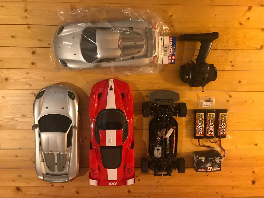 RC Auto Tamiya Porsche Carrera GT/Ferrari (Gebraucht) in Ennenda für CHF 120 – mit Lieferung auf ...