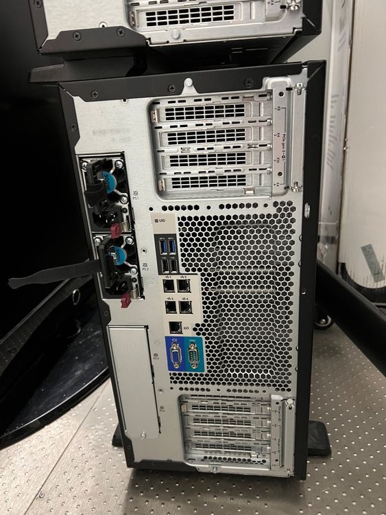 HP ProLiant ML350 Gen9 Server | Kaufen auf Ricardo