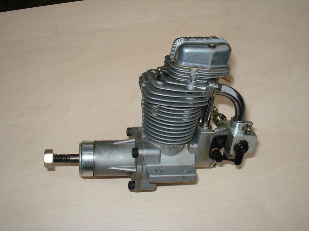 Enya 60 4-Takt | Kaufen auf Ricardo