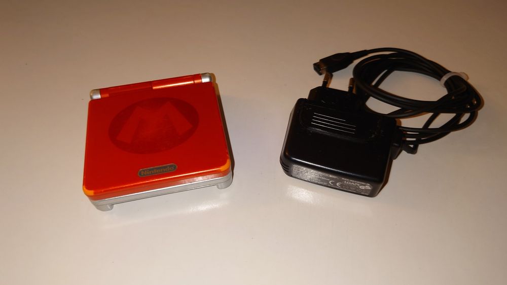 GameBoy Advance SP - Mario Limited Edition (Gebraucht) in Pfaffhausen ...