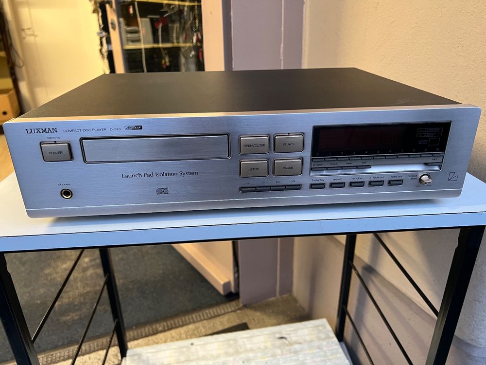 Luxman CD-Player D-373, Top Zustand, Super Klangqualität (Gebraucht) in ...