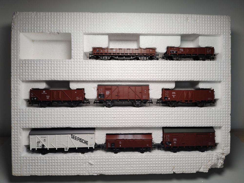 Roco 44002 Güterwagen-Set DB (8 Wagen) (Gebraucht) in Bachenbülach für ...