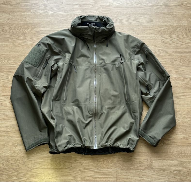 Arc'teryx Leaf Alpha jacket Gen 1 (Ranger Green) | Acheter sur Ricardo