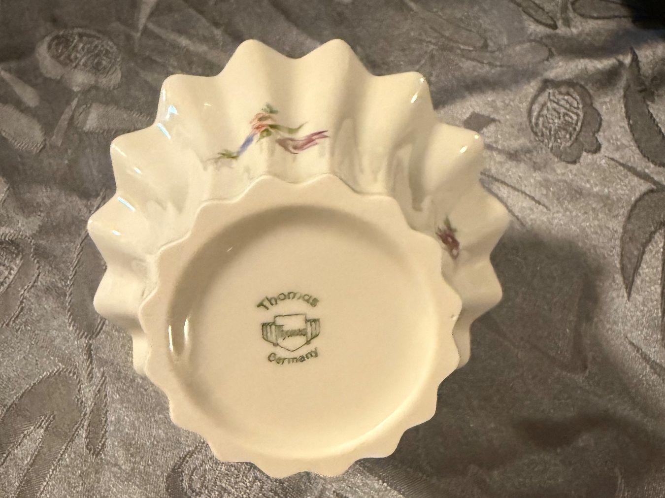 Porzellan-Körbchen mit Henkel – Thomas Germany, floral (Neu (gemäss ...