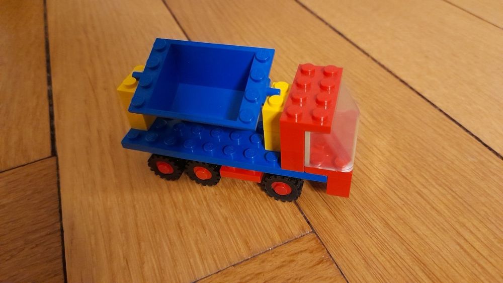 Lego Vintage 435 Tipper Truck von 1976 (Gebraucht) in Hinwil für CHF 1 ...