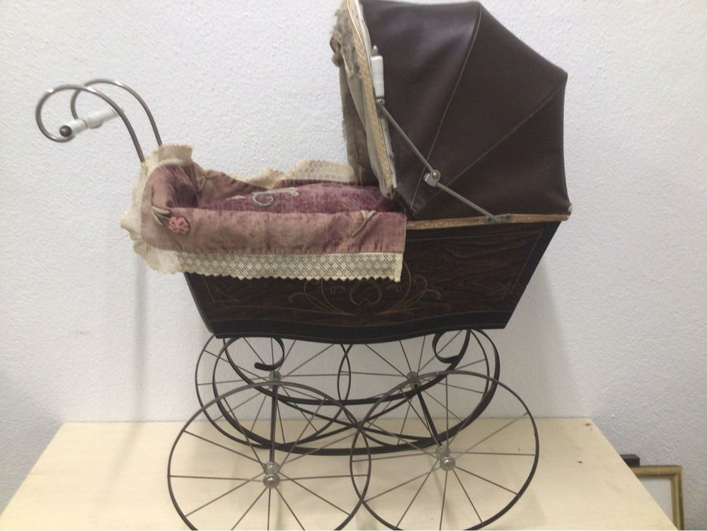 Antiker Puppenwagen (Gebraucht) in Au ZH für CHF 25 – nur Abholung auf Ricardo kaufen