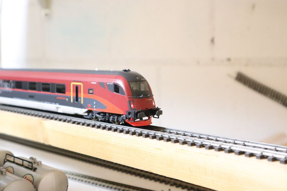 ROCO RailJet Personenzug Set mit Steuerwagen - AC H0 (Gebraucht) in ...