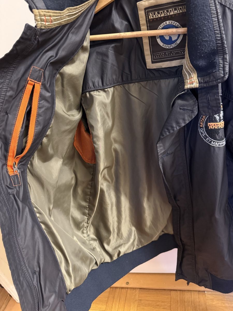 Veste mi-saison Napapijri - taille M (D'occasion) à Genève pour CHF 10 ...