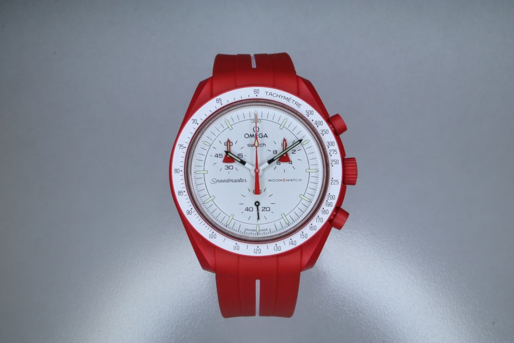 Omega Swatch Strap - Red white line (Gebraucht) in Grand-Lancy für CHF ...