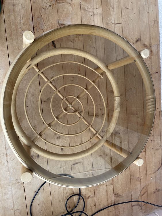 Glastisch Rattan (Gebraucht) in Marly für CHF 1 – nur Abholung auf Ricardo kaufen
