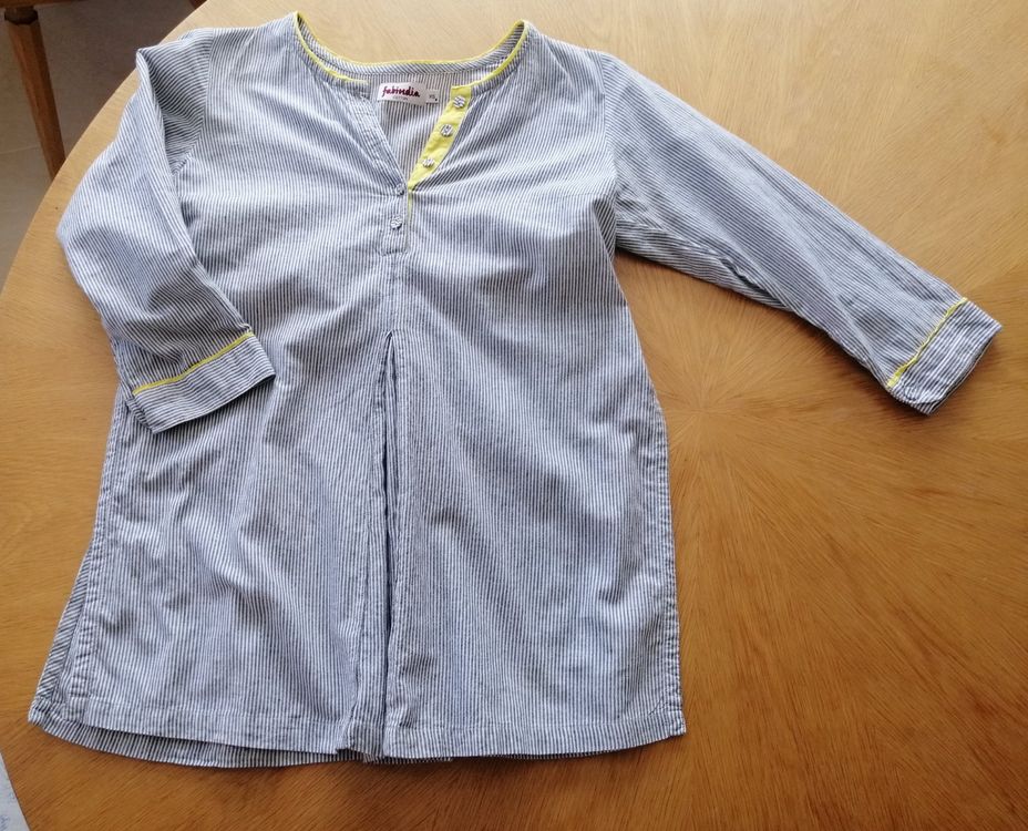 Hemdchen (Gebraucht) in Tuttwil für CHF 5 – mit Lieferung auf Ricardo ...