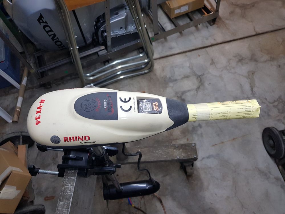 Rhino Power Elektro Aussenborder (Gebraucht) in Stansstad für CHF 50 – nur Abholung auf Ricardo ...