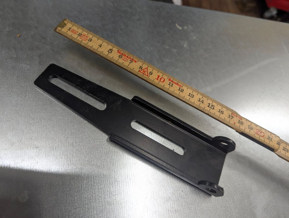 Harley Davidson Solo-Sattel Scharnierhalterung (Neu (gemäss Beschreibung)) in Unterengstringen ...