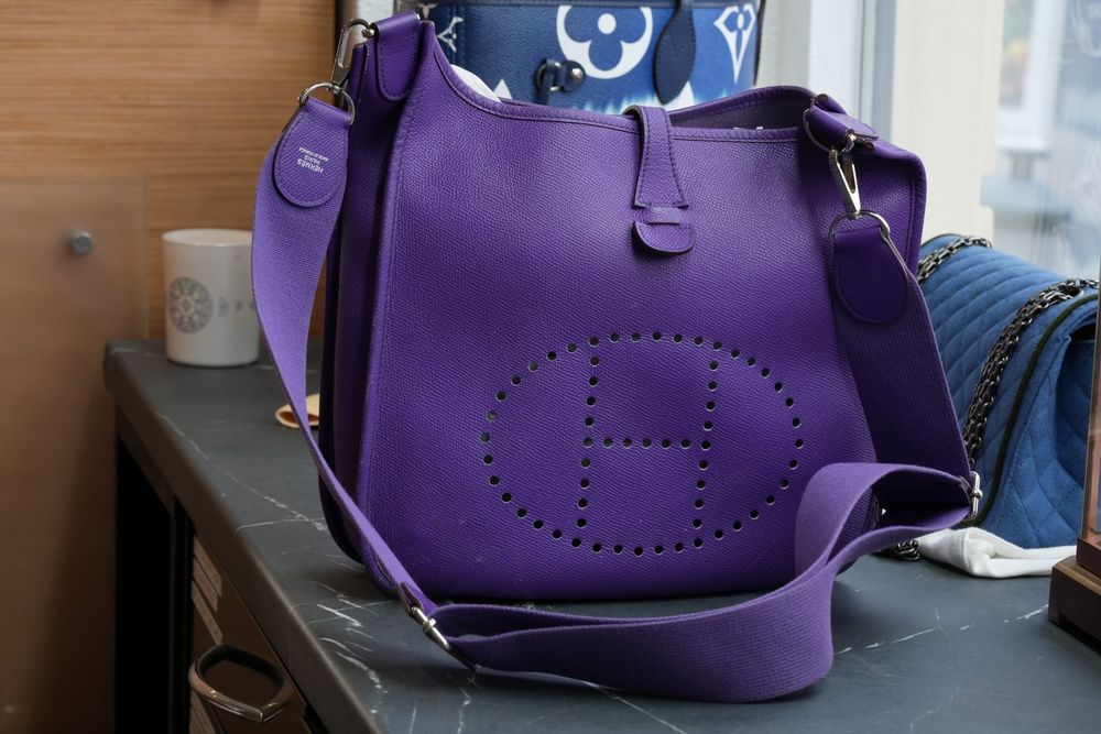 Hermès Evelyne (Gebraucht) in Faoug für CHF 2300 – mit Lieferung auf ...