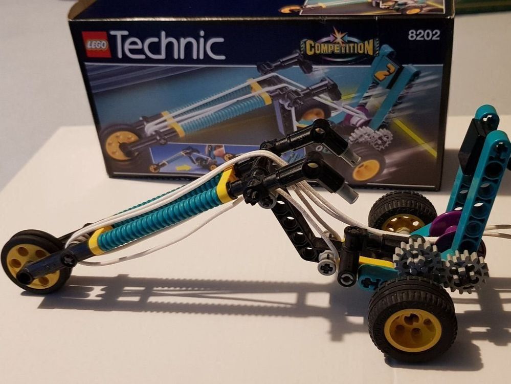 Lego Technic 8202 Bungee Chopper (Gebraucht) in Illnau für CHF 9.9 ...