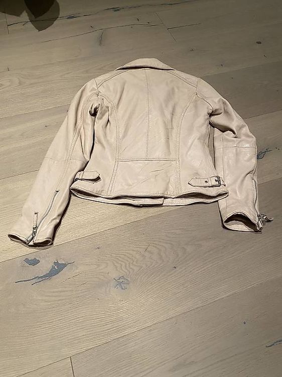 Jacke von freaky nation (Gebraucht) in Altendorf für CHF 35 – nur Abholung auf Ricardo kaufen