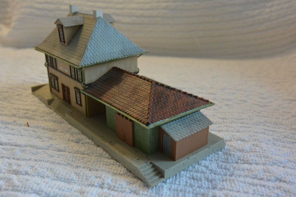 FALLER N 2327 LÄNDL. BAHNHOF a.d. 70er Jahren (Gebraucht) in Oberflachs ...