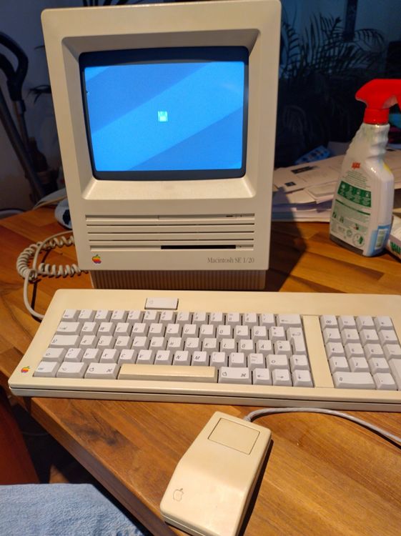 Macintosh SE 1/20 (Gebraucht) in Bauma für CHF 185 – nur Abholung auf ...