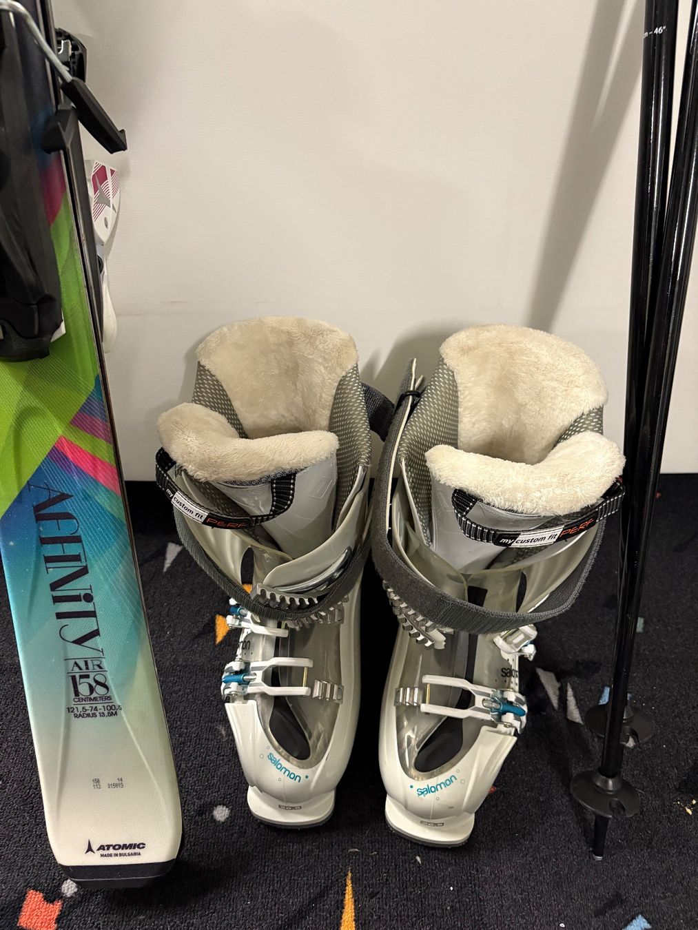 Atomic Affinity Ski Set - Bereit für den Winterspass! (Neu (gemäss Beschreibung)) in Jonschwil ...