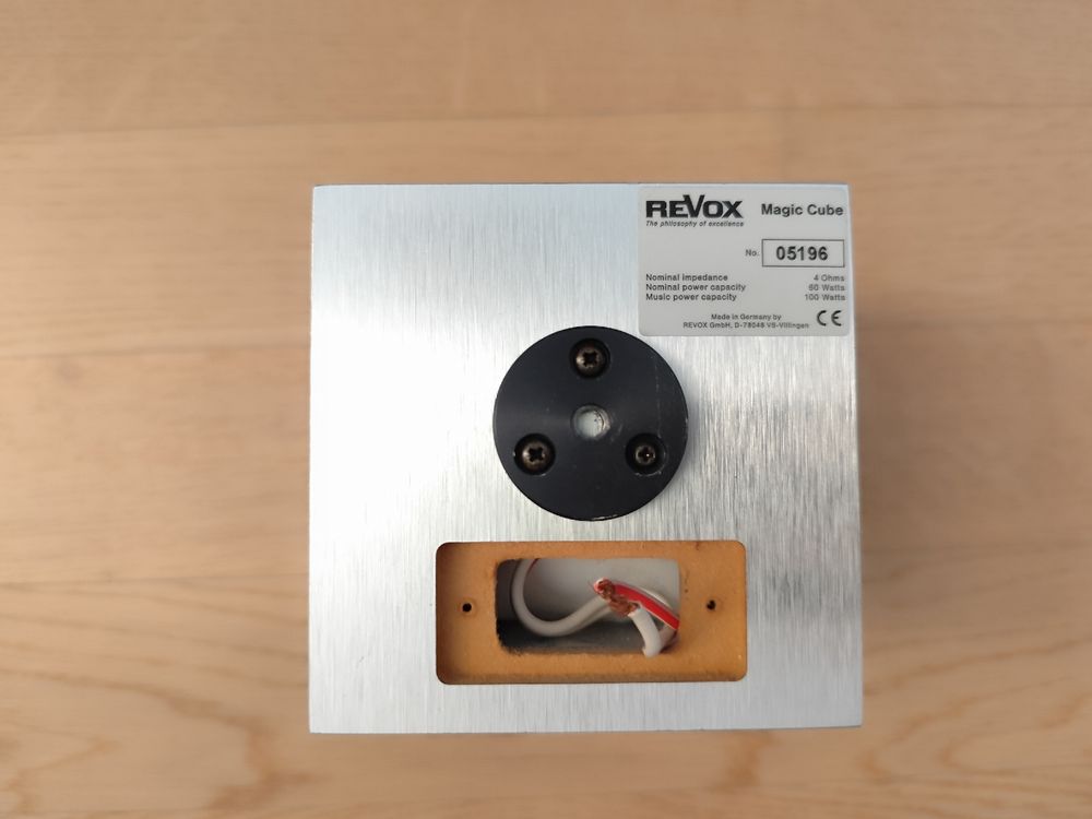 REVOX Lautsprecher System - Magic Cube, silber (Neu (gemäss ...