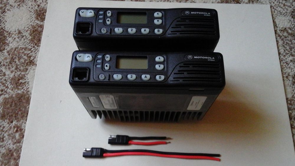Motorola GM350 UHF Mobilfunkgeräte (12,5KHz Version) (Gebraucht) in ...