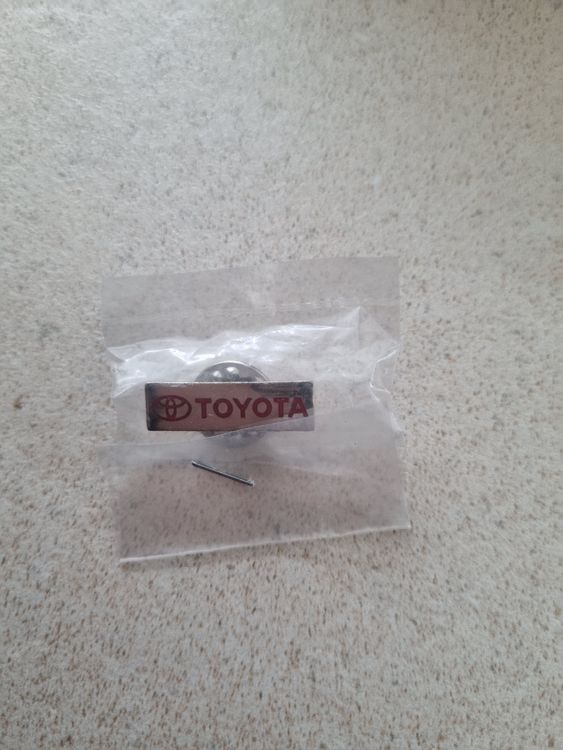 Seltener Toyota Anstecker/Pin Vintage (Neu (gemäss Beschreibung)) in ...