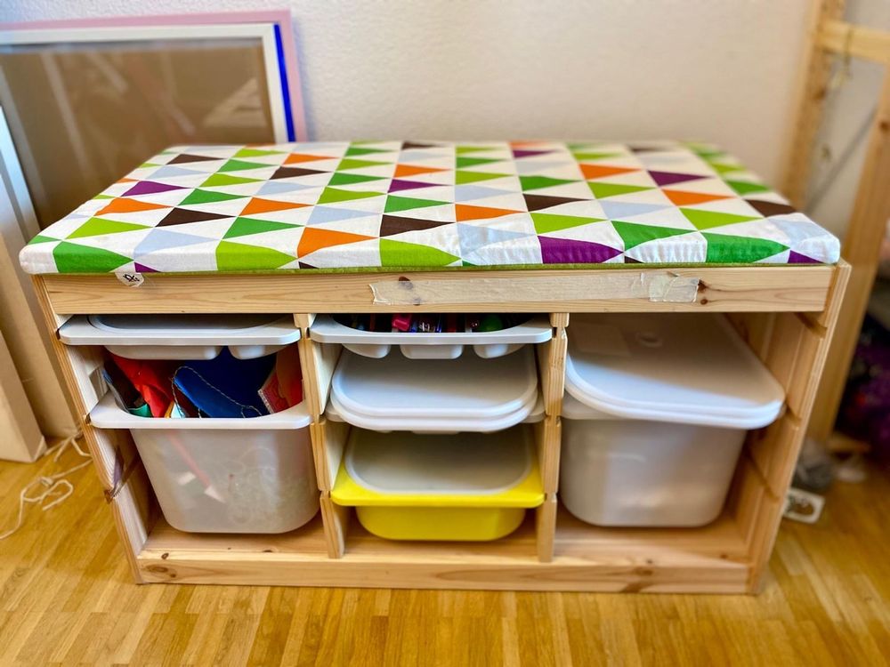 IKEA Trofast Toy Storage Bench with Cushion & Bins! (Gebraucht) in ...