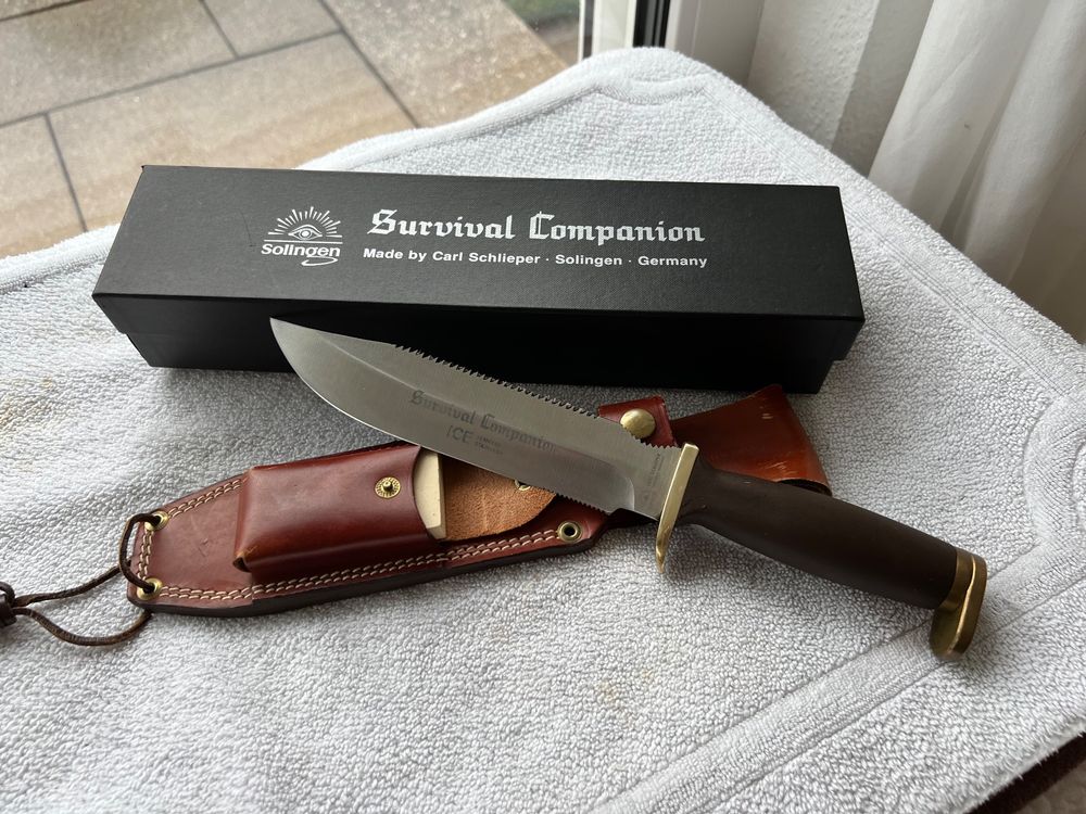 Survival Companion by Carl Schlieper (Gebraucht) in Titterten für CHF ...